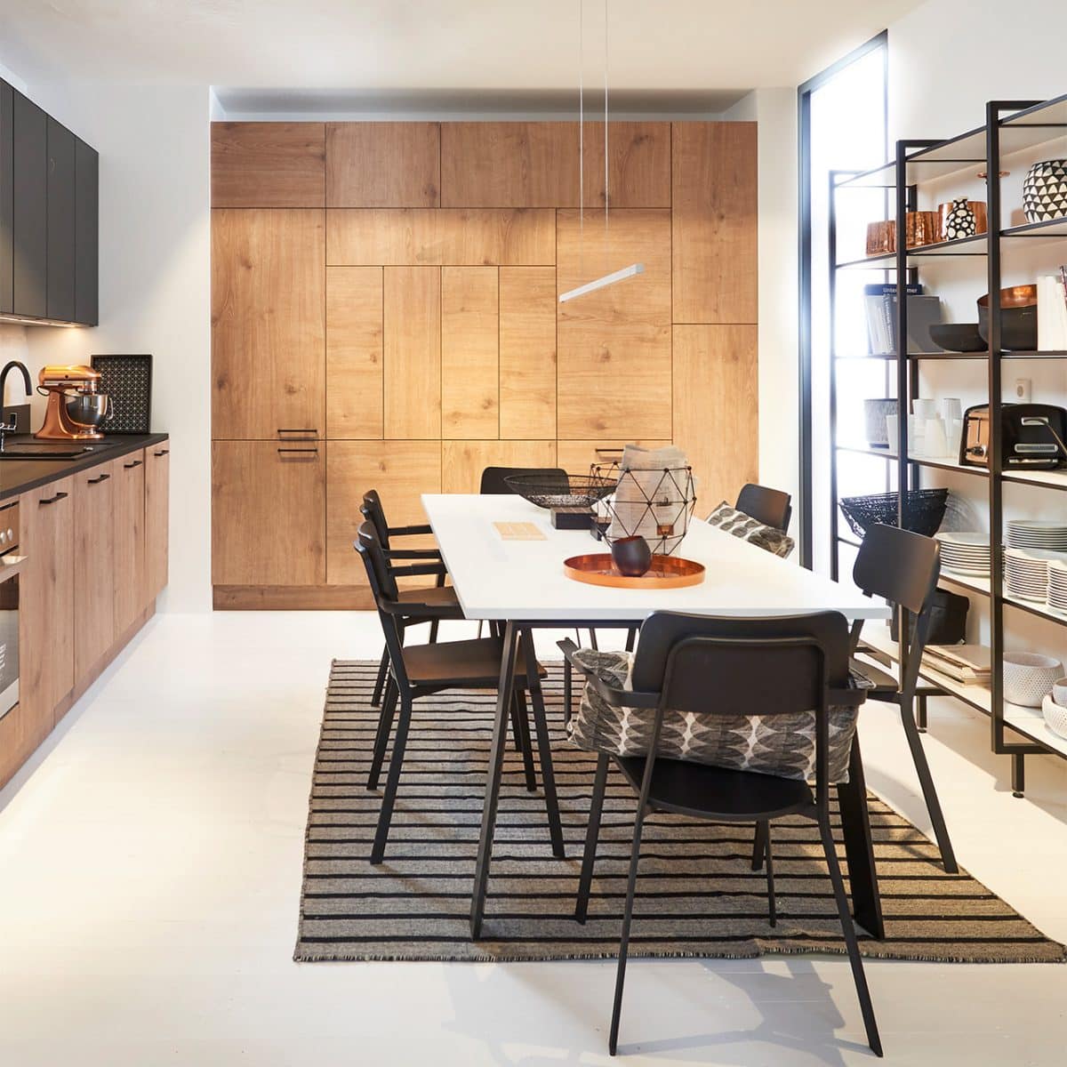 Große Esstische in der Küche brauchen Platz